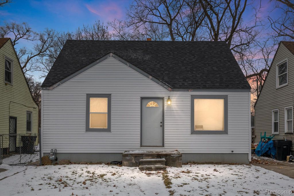 19935 LINDSAY Street, Detroit, MI 48235 - Homefront