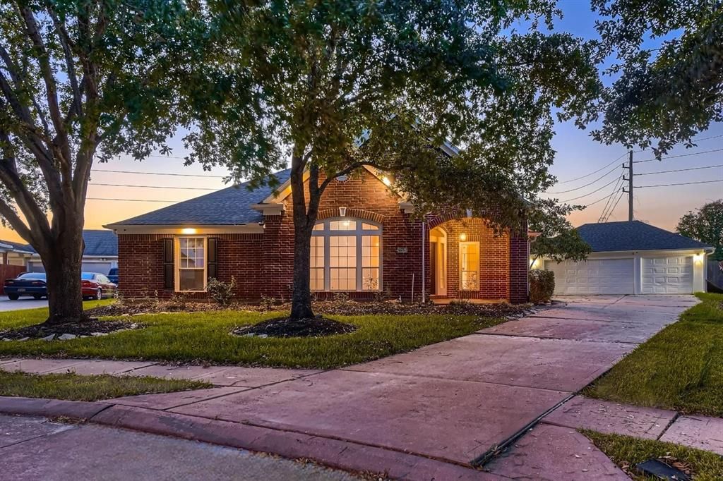 22126 Winter Sky Lane, Richmond, TX 77469 - Homefront
