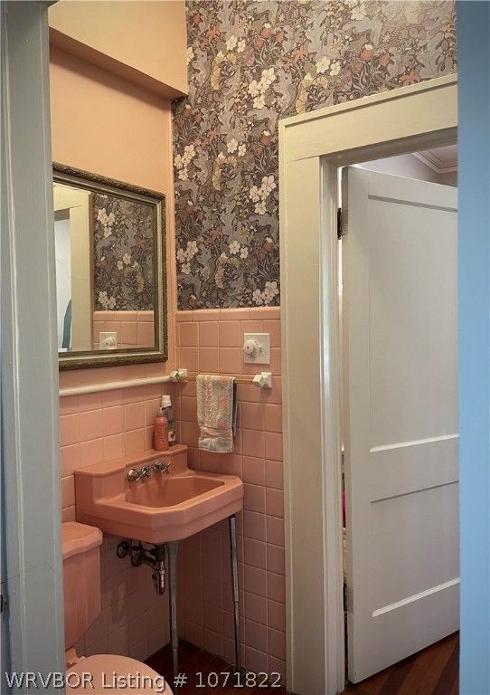 2709 Lela Street - Marsha Rogers Realty