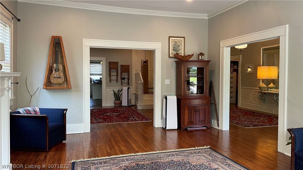 2709 Lela Street - Marsha Rogers Realty