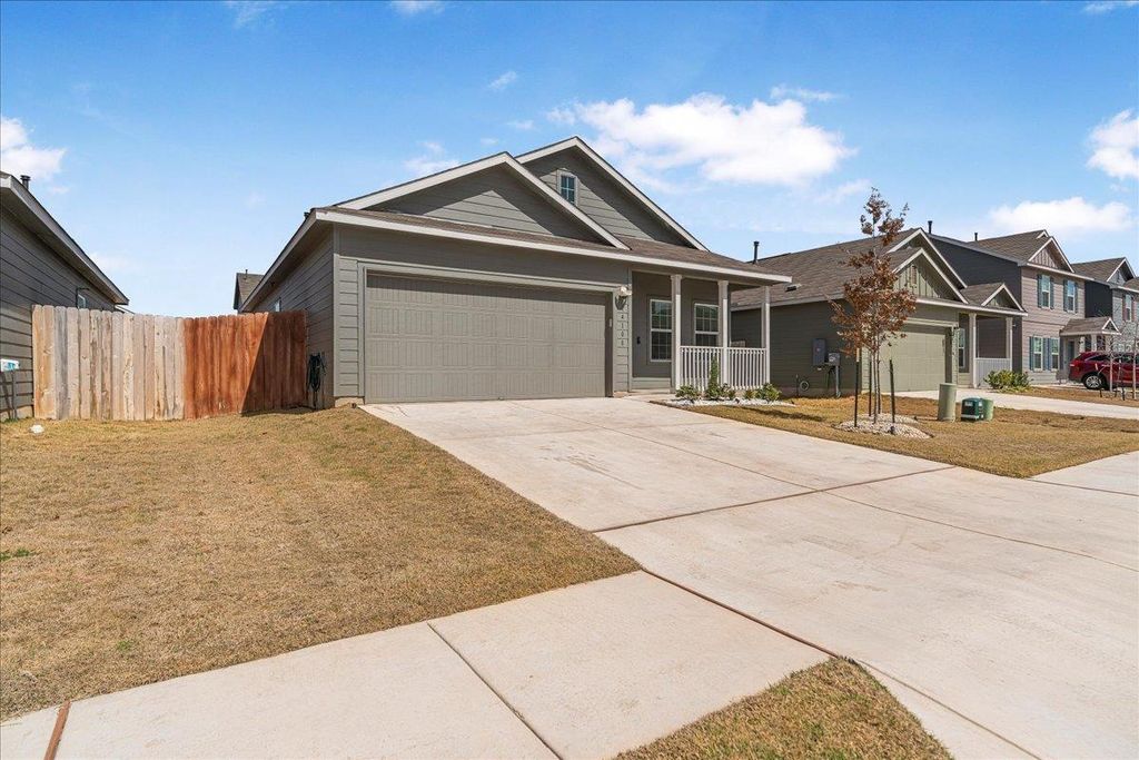 14108 Mussel RUN, Elgin, TX 78621 - Homefront