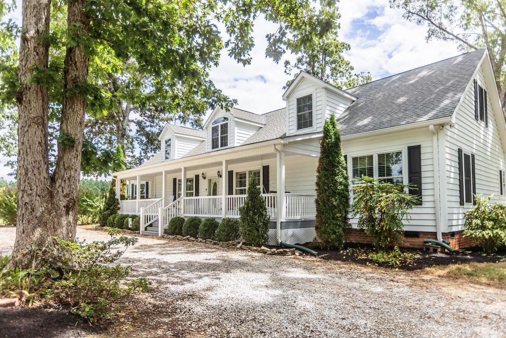 1562 Rocks Church Road, Pamplin, VA 23958 | 361871 | Nolen Real Estate
