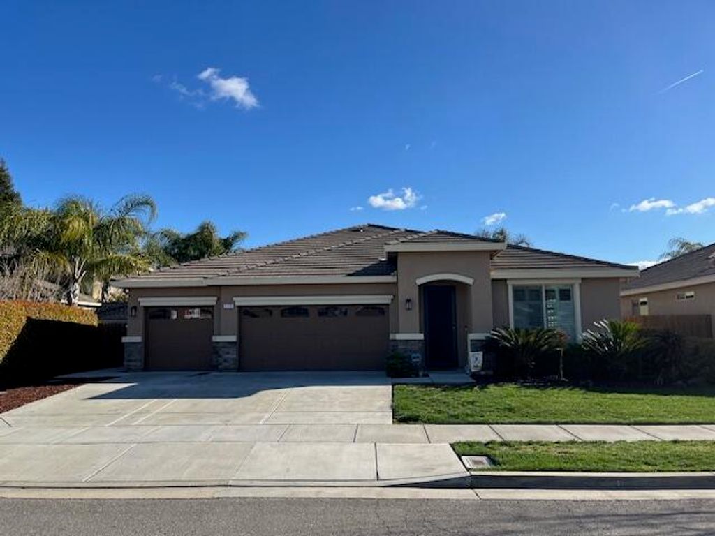 3133 W Clinton Court, Visalia, CA 93291 - Homefront