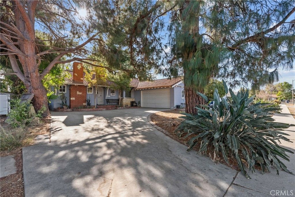 21032 Baltar Street, Canoga Park, CA 91304 - Homefront